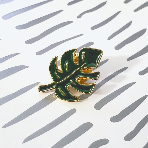 Jewelry | Green Leaf Plant Pin Badge Brooch | Poshmark